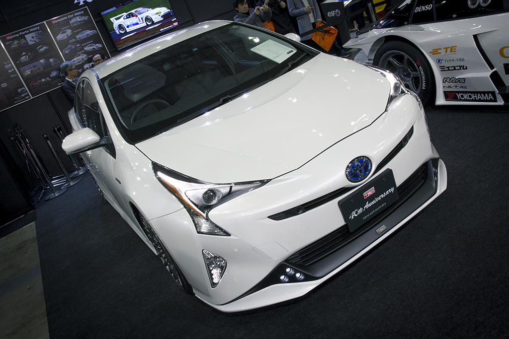 新型50プリウスにエアロキットを装着したデモカーまとめ【オートサロン2016】 : TASUG（東京オートサロンアルティメートガイド）